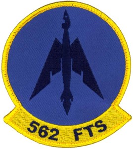 562nd FLYING TRAINING SQUADRON | Flightline Insignia