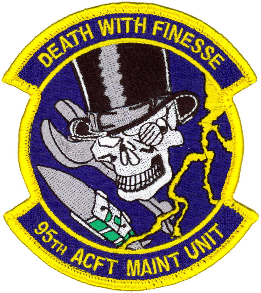 95th AIRCRAFT MAINTENANCE UNIT | Flightline Insignia